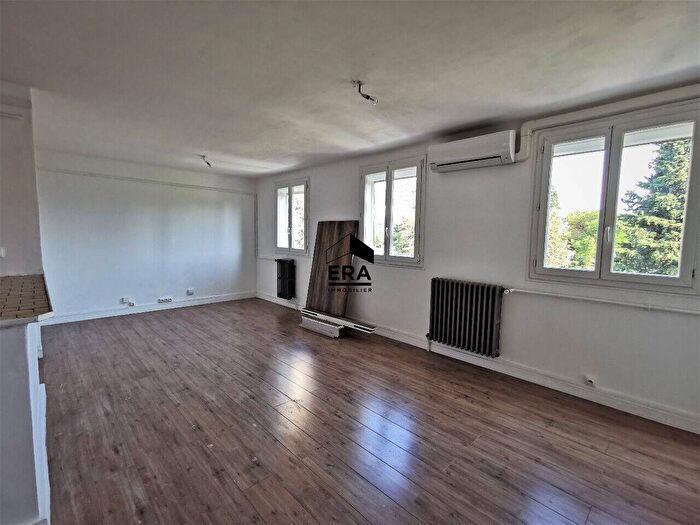 Appartement 3 pièces à louer - Les Canourgues-Vert Bocage-Pont dAvignon, Salon-de-Provence