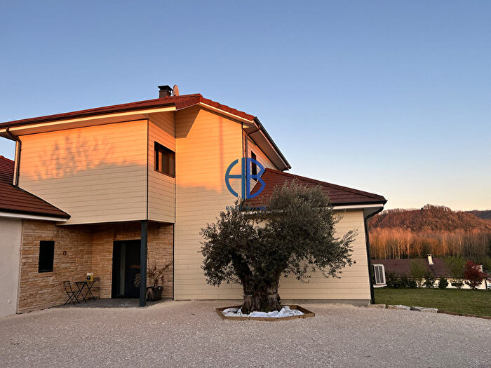 Maison à vendre - Brégnier-Cordon - 6 pièces - 4 chambres