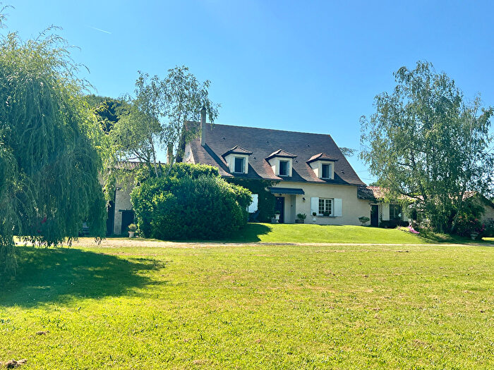 Maison 8 pièces à vendre à Villefranche-de-Lonchat