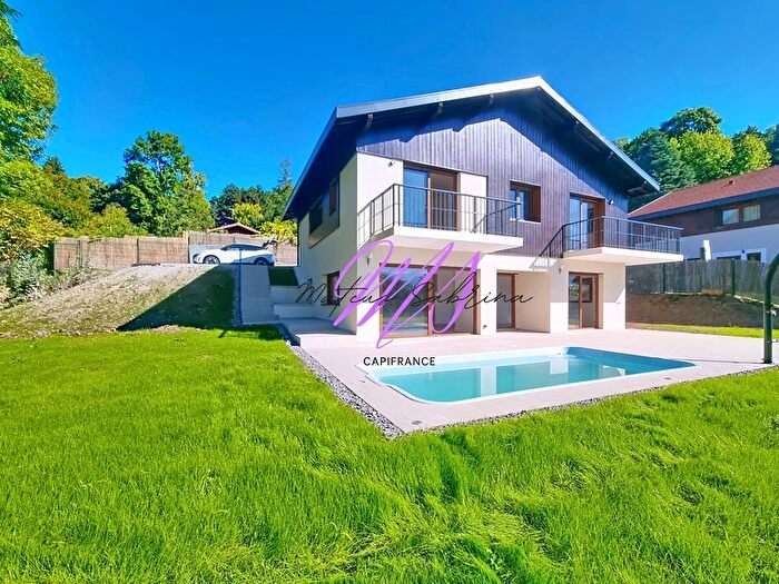 Maison à vendre - Bonne - 5 pièces - 3 chambres