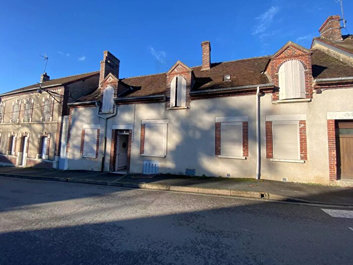 Maison à vendre - Dammarie-sur-Loing - 5 pièces - 3 chambres