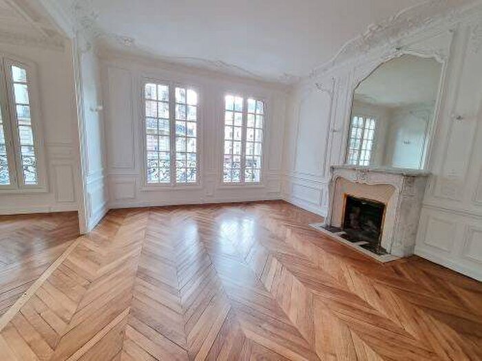 Aligre-Gare de Lyon, Paris 12ème arrondissement : Appartement 5 pièces à louer