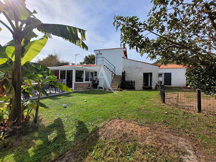 Maison à vendre - Saint-Christophe-du-Ligneron - 5 pièces - 3 chambres