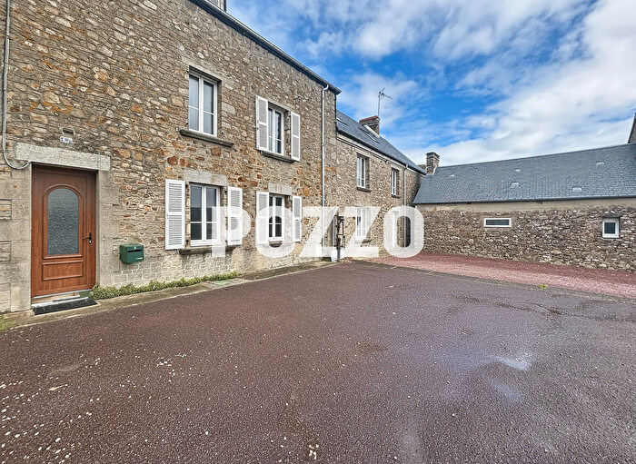 Maison 6 pièces à Créances, à vendre