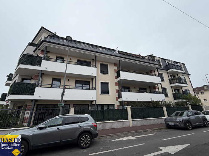 Noisy-le-Grand, Sud : Appartement 1 pièce à louer