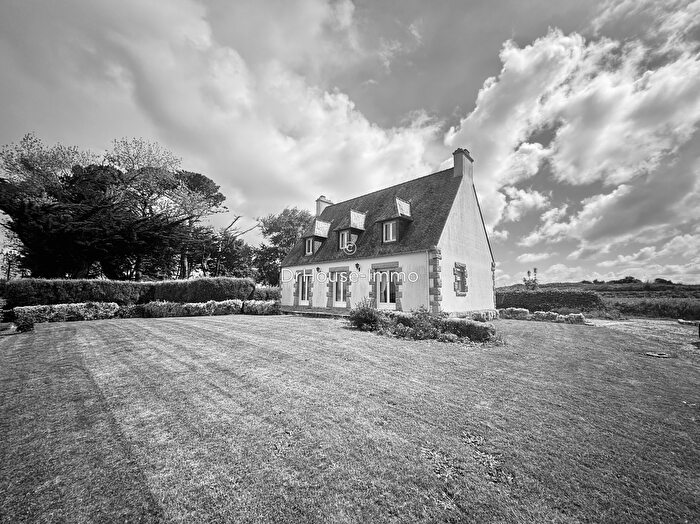 Plounéour-Trez : Maison 9 pièces à vendre