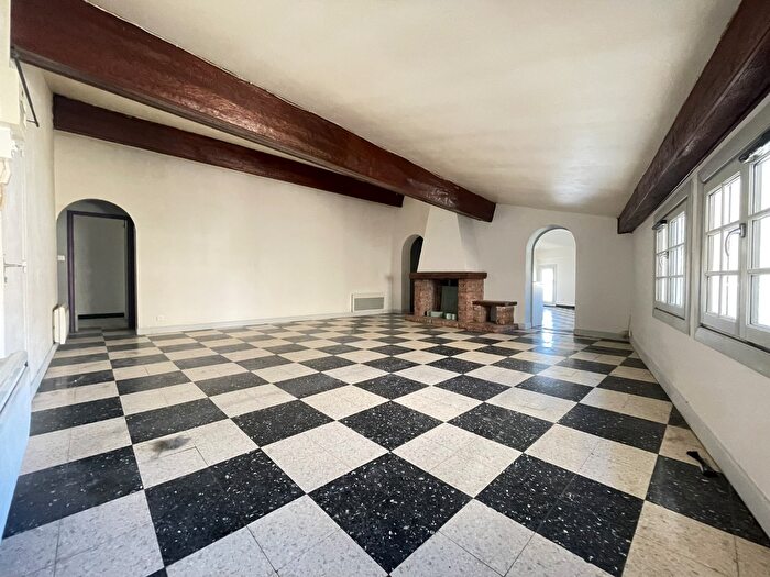 Appartement à louer - Pézenas - 4 pièces - 2 chambres