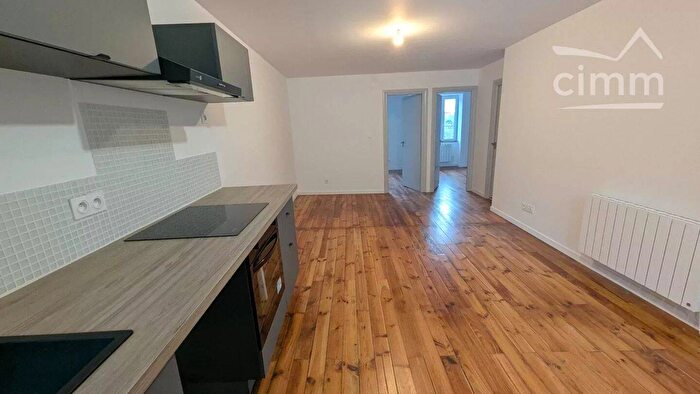Lamure-sur-Azergues : Appartement 3 pièces à louer