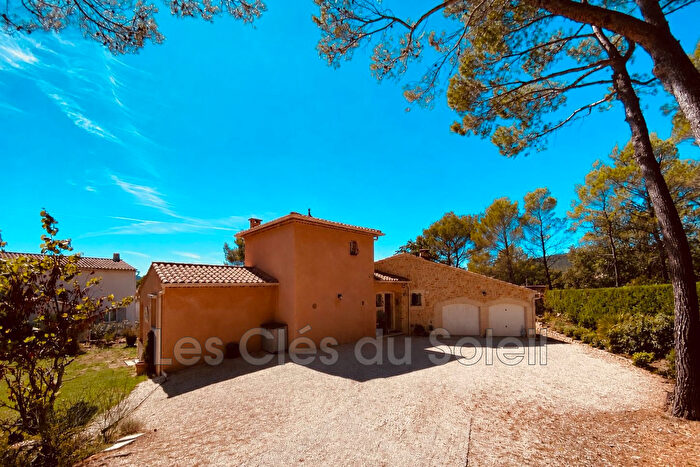 Maison 5 pièces à Garéoult, à vendre