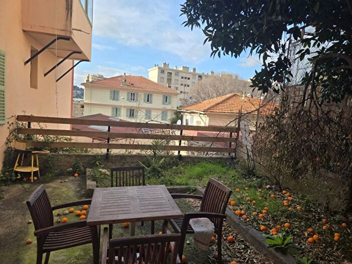 Appartement à louer - Mont Boron, Nice - 1 pièce