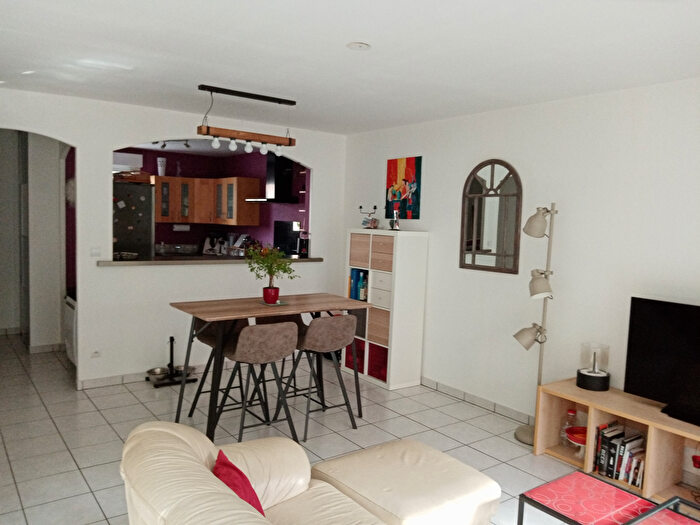 Maison à louer - Orléans, Argonne - 1 pièce - 1 chambre