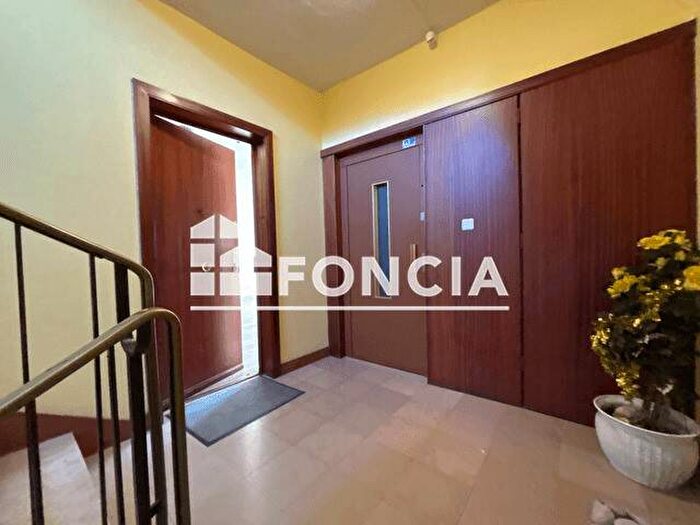 Appartement à louer - La-Graviere Beaunant, Sainte-Foy-lès-Lyon - 4 pièces - 3 chambres