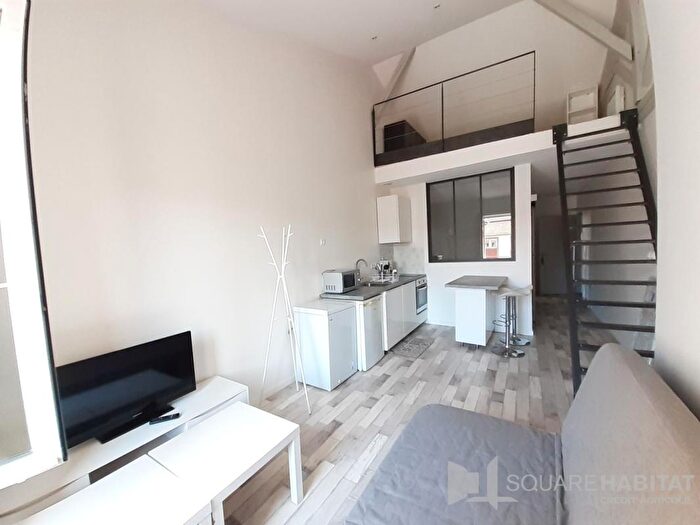 Appartement à louer - Clermont-Ferrand, Jaude, Fontgiève Saint-Alyre - 1 pièce