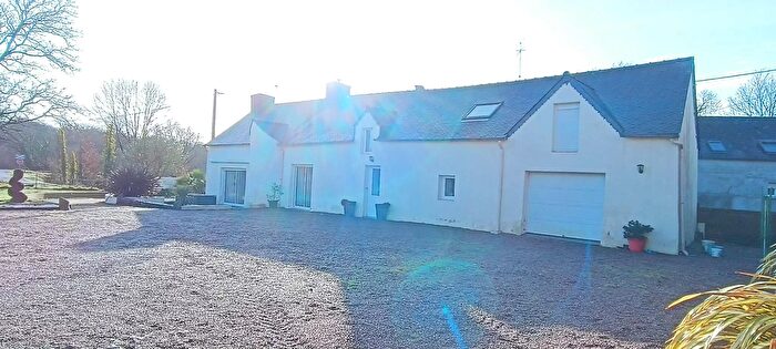 Maison à vendre - Pontivy - 6 pièces - 4 chambres