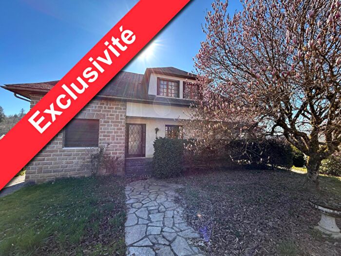 Maison à vendre - Meymac - 8 pièces - 5 chambres