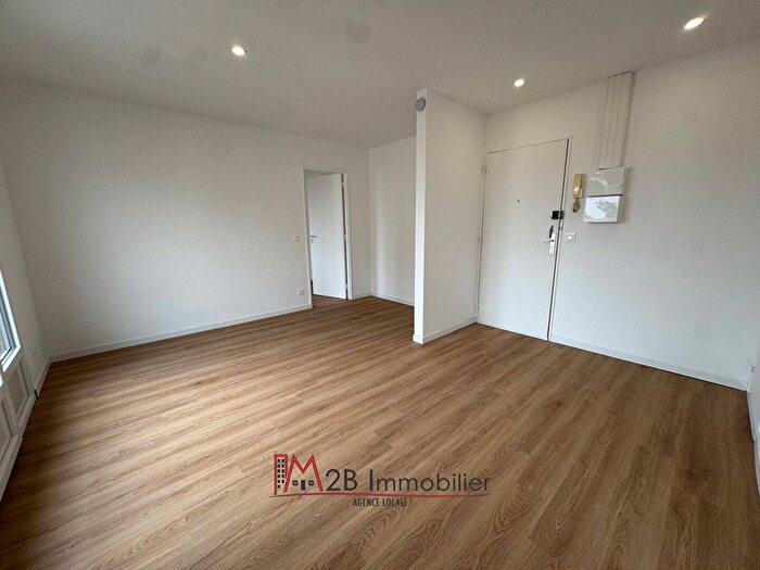Tassigny-Leclerc Centre, Lagny-sur-Marne : Appartement 2 pièces à louer