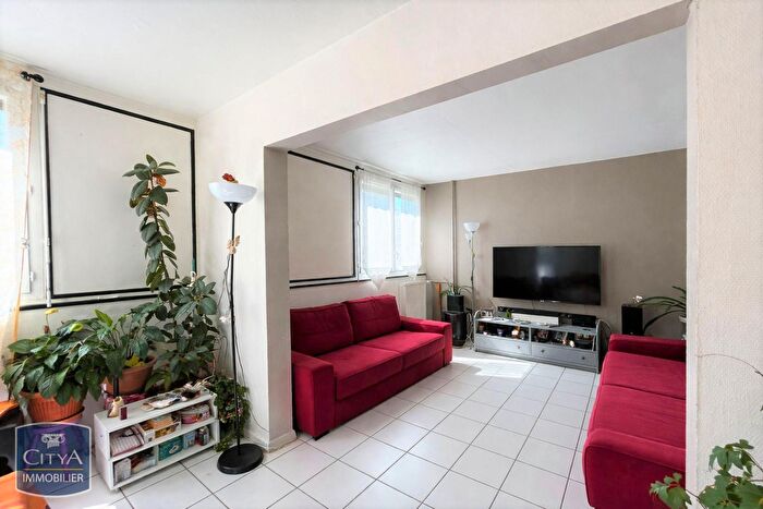 Appartement à vendre - Saint-Étienne, La Métare, Le Portail Rouge, Fauriel, Villeboeuf - 4 pièces - 2 chambres
