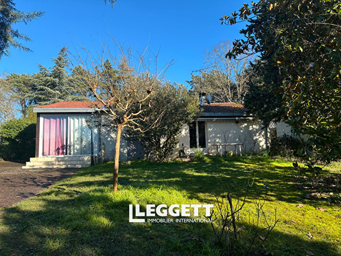 Maison à vendre - Tombeb uf, Tombeboeuf - 4 pièces - 3 chambres