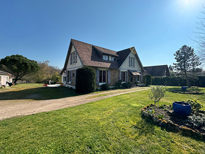 Saint-Rémy-l'Honoré - Maison 9 pièces à vendre
