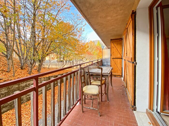 Appartement à vendre - Saint-Étienne-de-Tinée - 3 pièces - 2 chambres