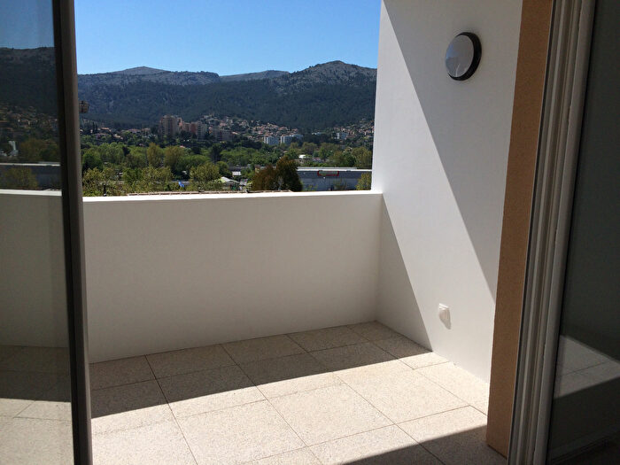 Appartement 2 pièces à louer à Marseille 1er, Belsunce
