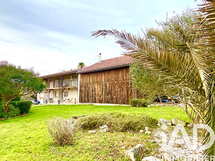 Maison à vendre - Castelmoron-sur-Lot - 6 pièces - 3 chambres