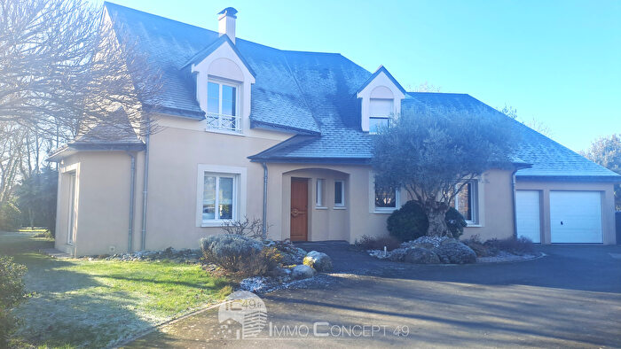 Maison à vendre - Juigné-sur-Loire - 5 pièces - 4 chambres