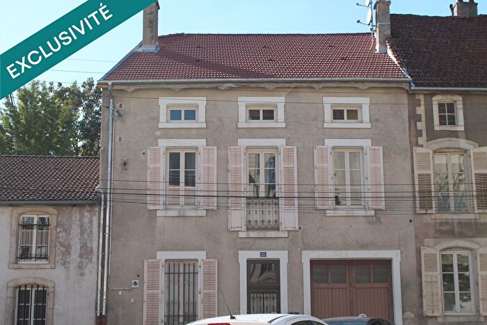 Maison 8 pièces à vendre à Neufchâteau