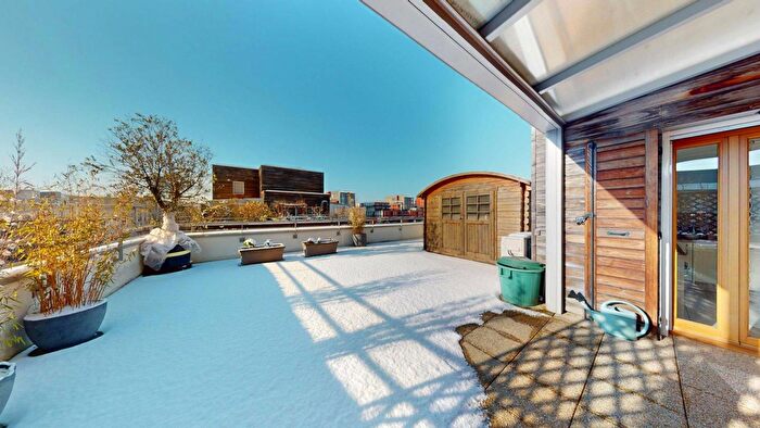 Appartement à vendre - Vitry-sur-Seine, Stalingrad - 5 pièces - 3 chambres