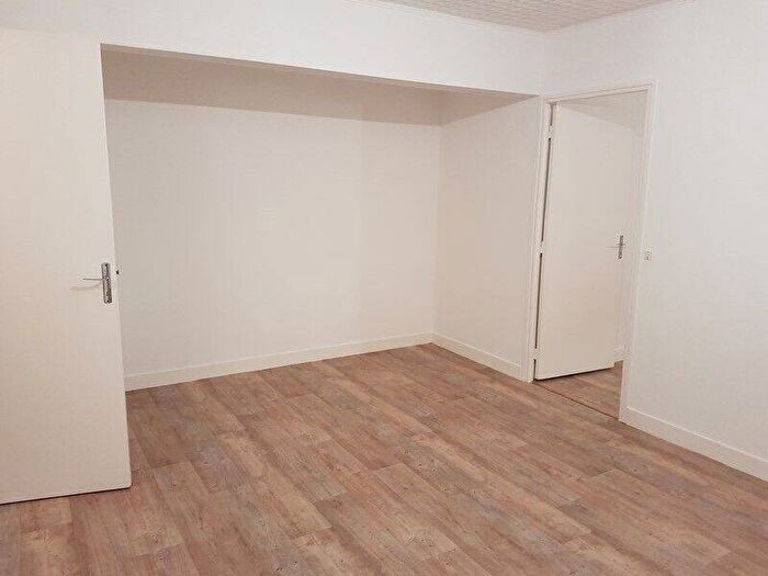 Appartement à louer - Sud, Nanteuil-Lès-Meaux - 2 pièces - 1 chambre