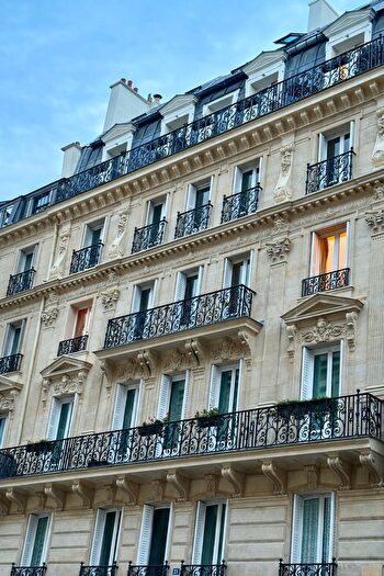 Appartement à vendre - Paris e , Mairie - 6 pièces - 4 chambres