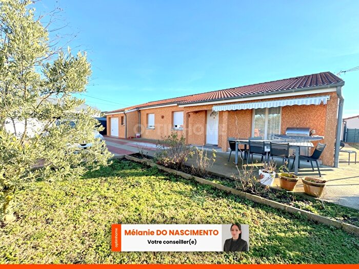 Maison à vendre - Les Martres-dArtière - 6 pièces - 4 chambres