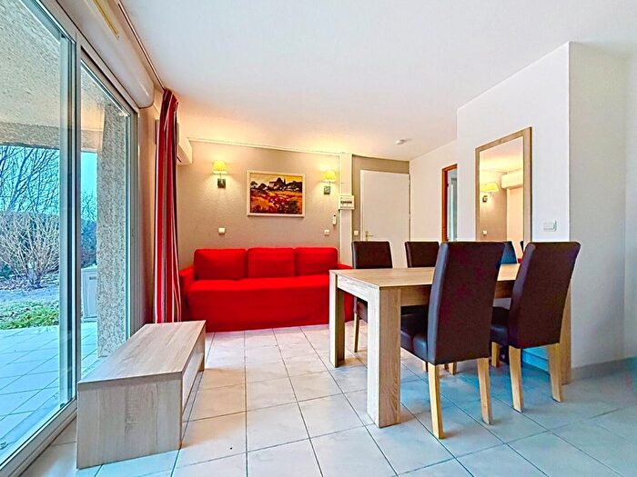 Appartement 2 pièces à Salavas, à vendre