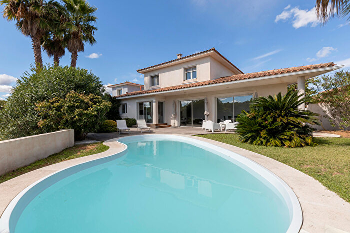 Maison à vendre - Istres, Heures Claires, Quatre Vents, Ranquet - 4 pièces - 3 chambres