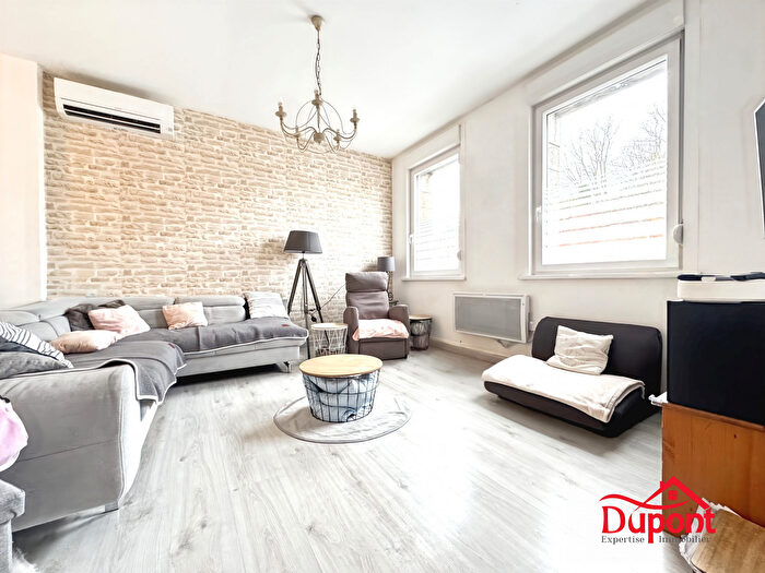 Maison à vendre - Le Cateau-Cambrésis - 7 pièces - 5 chambres