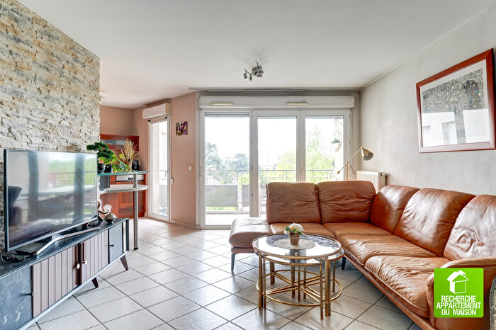 Appartement à vendre - Bron, Parilly Centre-ville - 4 pièces - 3 chambres