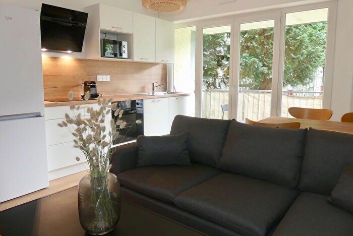 Appartement à louer - Quartiers Nord-Ouest, Villejean - 1 pièce - 1 chambre