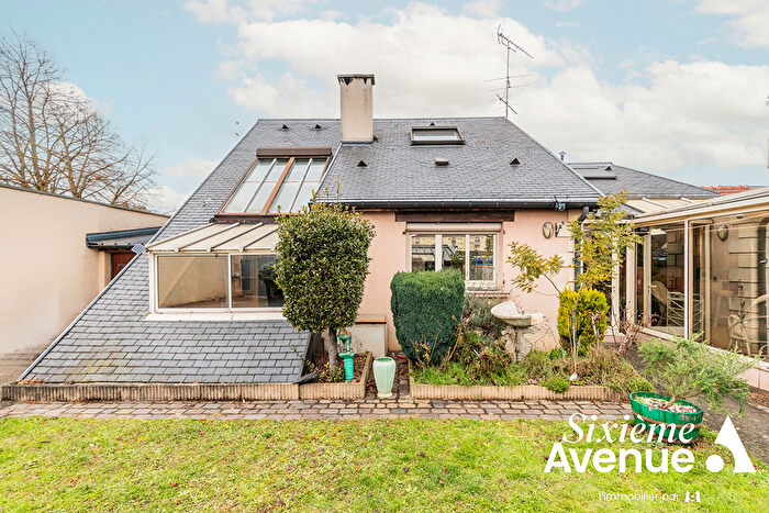 Maison à vendre - Juvisy-sur-Orge, Terrasse, Plateau - 8 pièces - 5 chambres