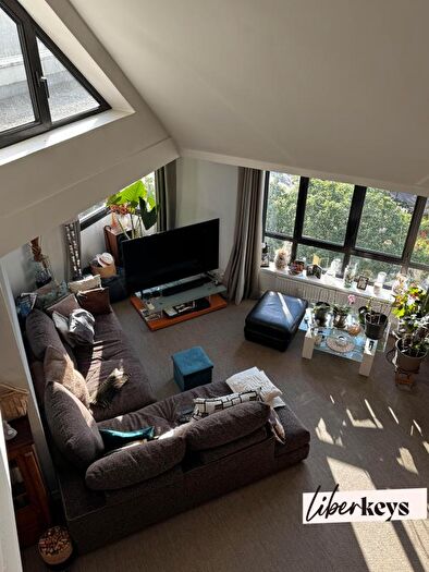 Suresnes, Centre-ville - Appartement 7 pièces à vendre