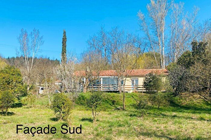 Maison à louer - Saint-Hilaire-de-Lusignan - 4 pièces - 3 chambres