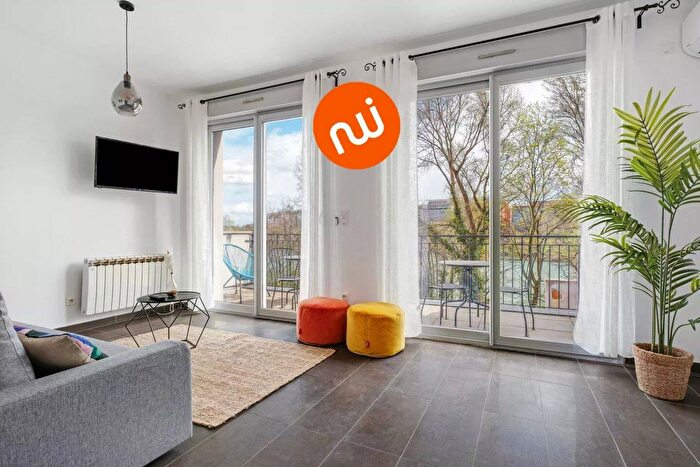 Appartement à louer - Saint Clair- Quais du Rhône, Caluire-et-Cuire - 2 pièces - 1 chambre