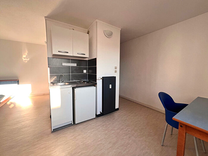 Appartement 1 pièce à louer - Besançon, Planoise, Châteaufarine