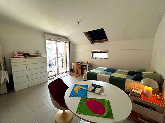 Appartement 1 pièce à Ormeteau, Morangis, à louer