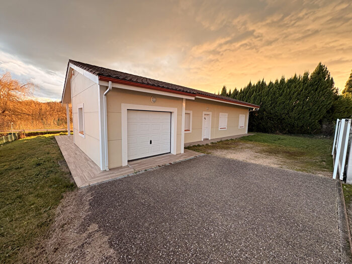 Maison à vendre - Penne-dAgenais - 4 pièces - 3 chambres