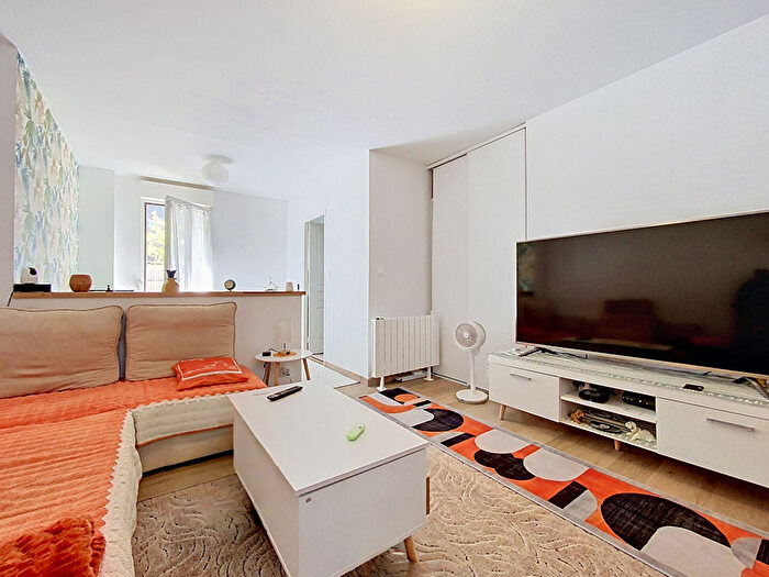 Appartement 1 pièce à louer - Elbeuf, Centre-ville