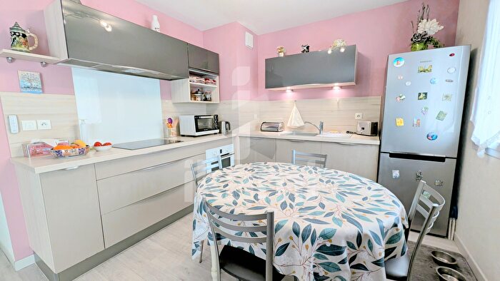 Appartement à vendre - Saint-Marcellin - 3 pièces - 2 chambres