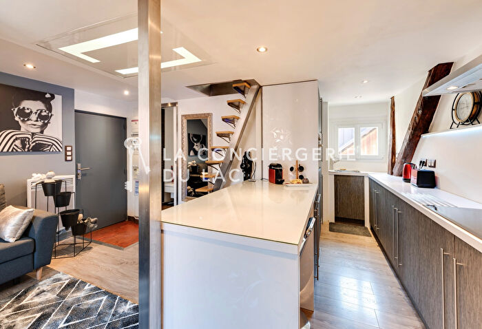 Appartement à vendre - Annecy, Centre-ville, Vieille ville, Marquisats - 2 pièces - 1 chambre