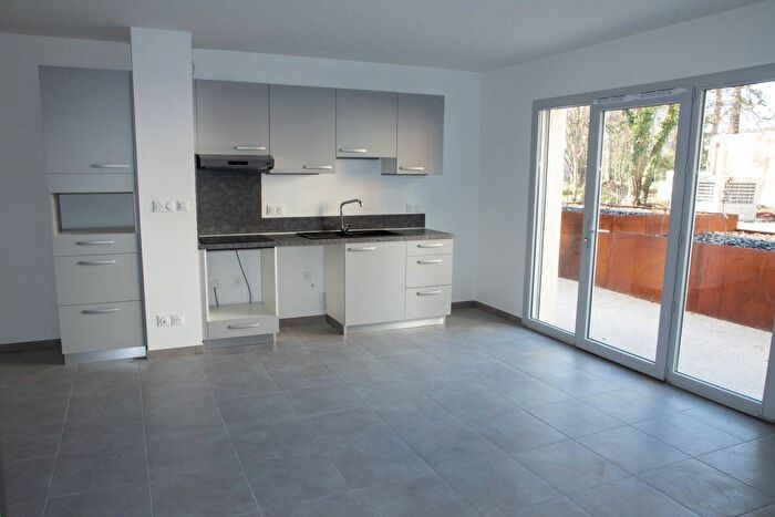 Appartement à louer - Belleville - 3 pièces - 2 chambres