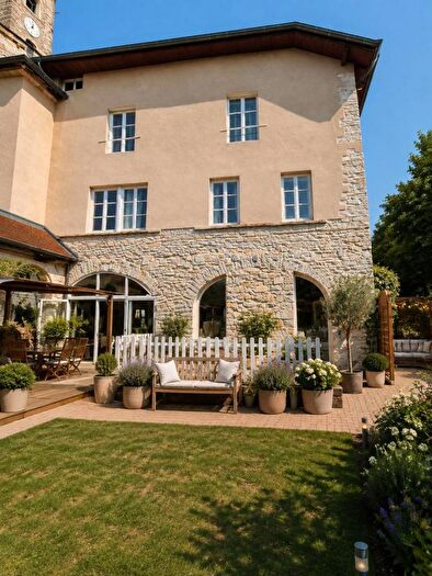 Creys-Mépieu - Maison 10 pièces à vendre