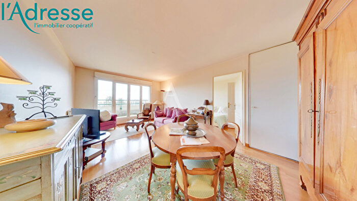 Appartement à vendre - Noisy-le-Grand, Centre-ville - 2 pièces - 1 chambre